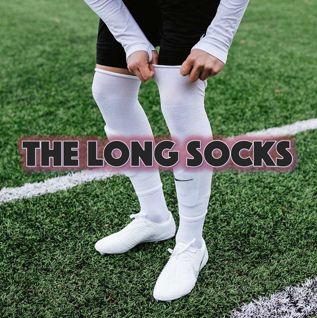 What the length of your footy socks says about you - Hello Sport